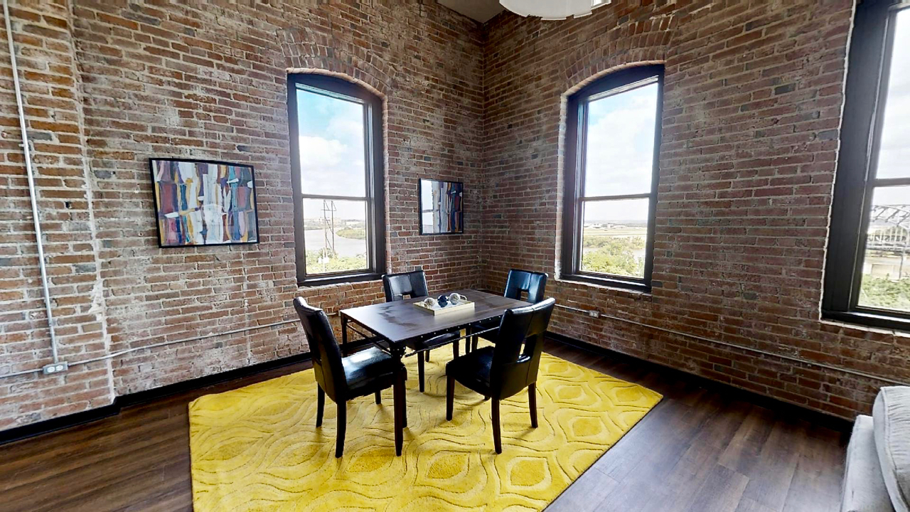 Landmark Lofts - LeasingKC